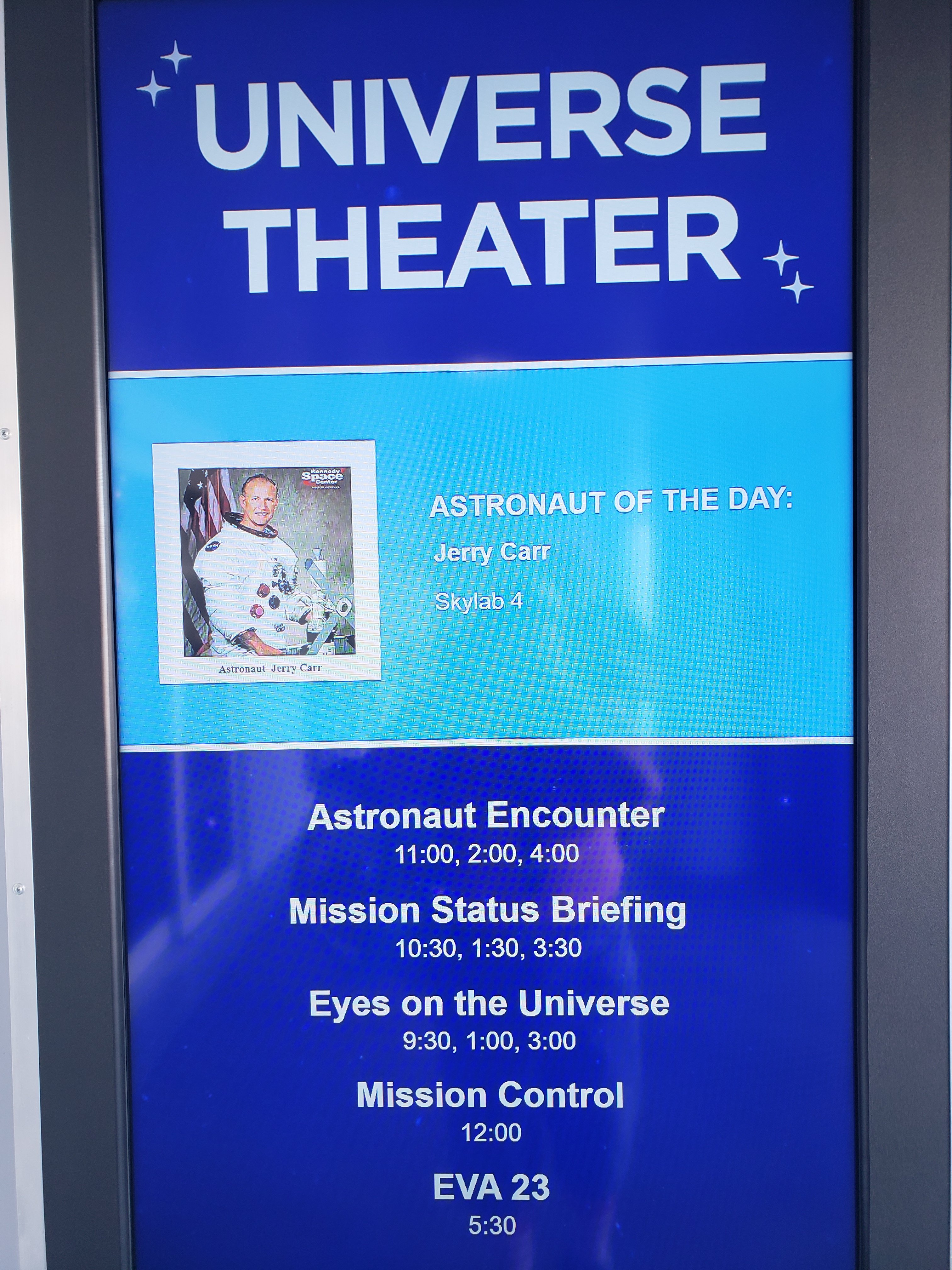 Astronaut Jerry Carr – Ye Olde Space Shoppe